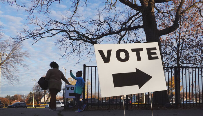 Voting Rights Are Expanding in Blue States, Contracting in Red ...